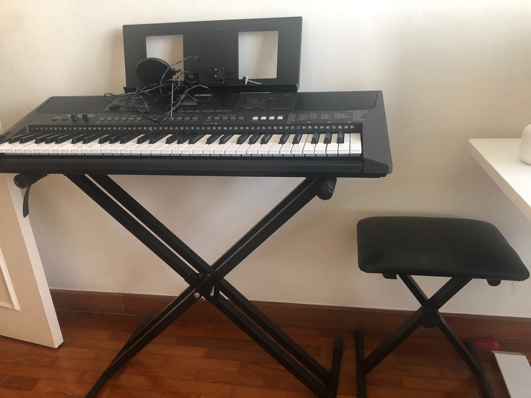 Yamaha PSR 463, Hobbies & Toys, Music & Media, Musical Instruments on ...
