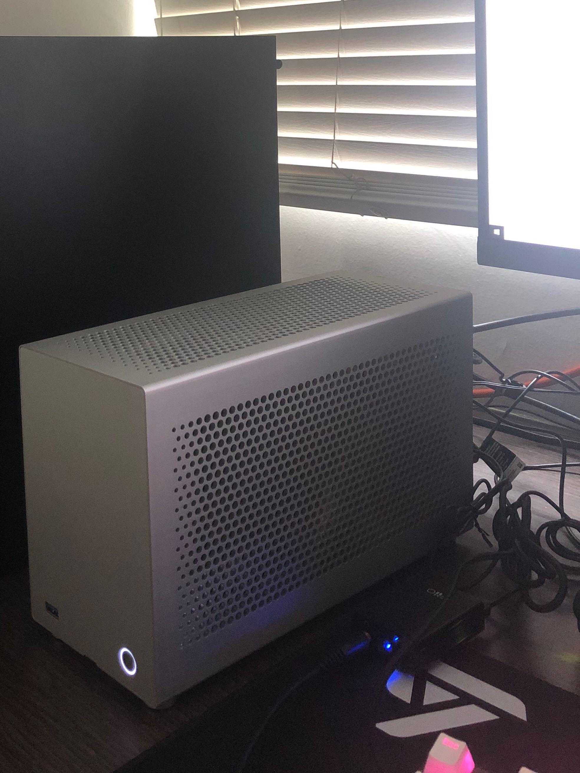 ZS A4 V2 ITX case, Computers & Tech, Parts & Accessories, Computer ...