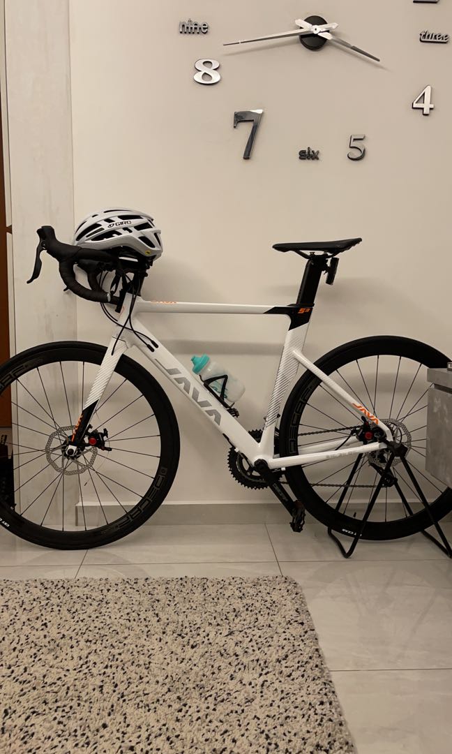 java bike siluro 3, Bicycles & PMDs, Bicycles, Road Bikes on Carousell