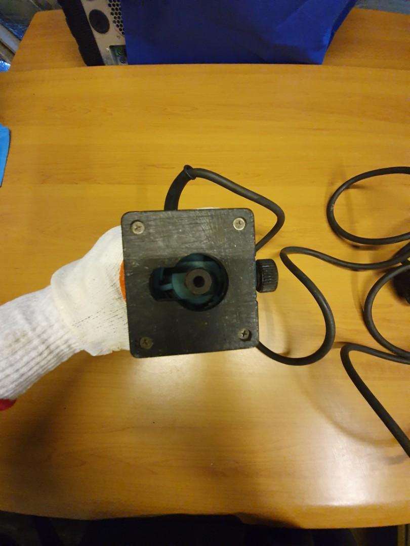 Makita Router 3700B, Furniture & Home Living, Home Improvement ...