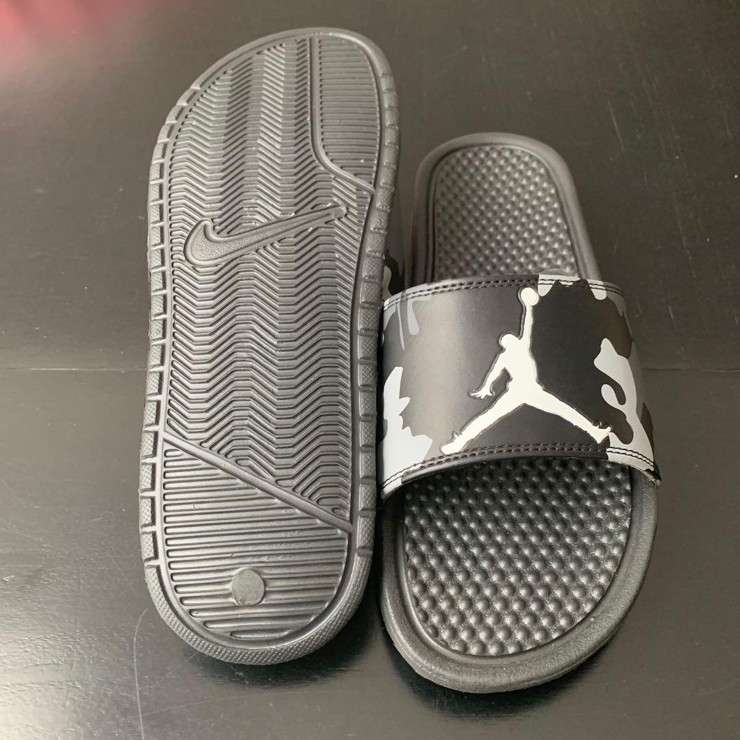 Nike Slide Original, Fesyen Pria, Sepatu , Sandal di Carousell