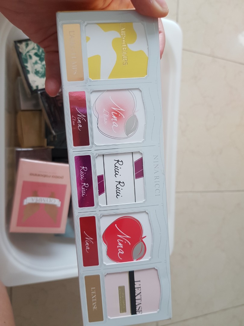 Nina Ricci edt 4ml x 5 miniature, Beauty & Personal Care, Fragrance ...