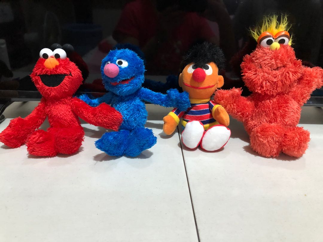 Sesame Street Elmo,Grover,Ernie,Murray Plush Set, Hobbies & Toys, Toys ...