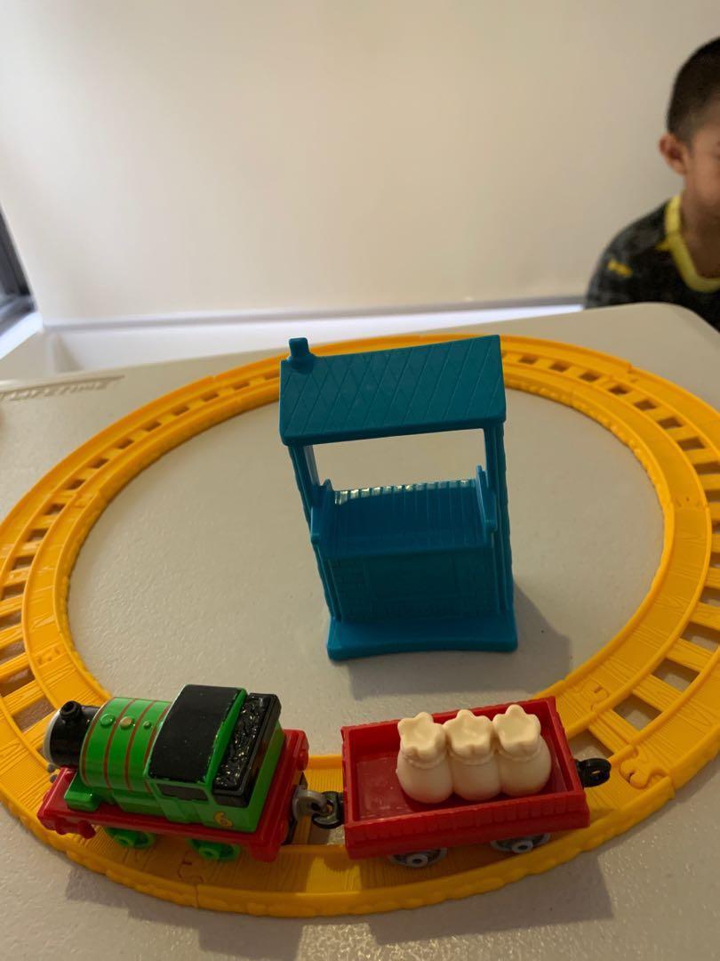 Toys R us wooden train set with wooden carrying box with Thomas with ...