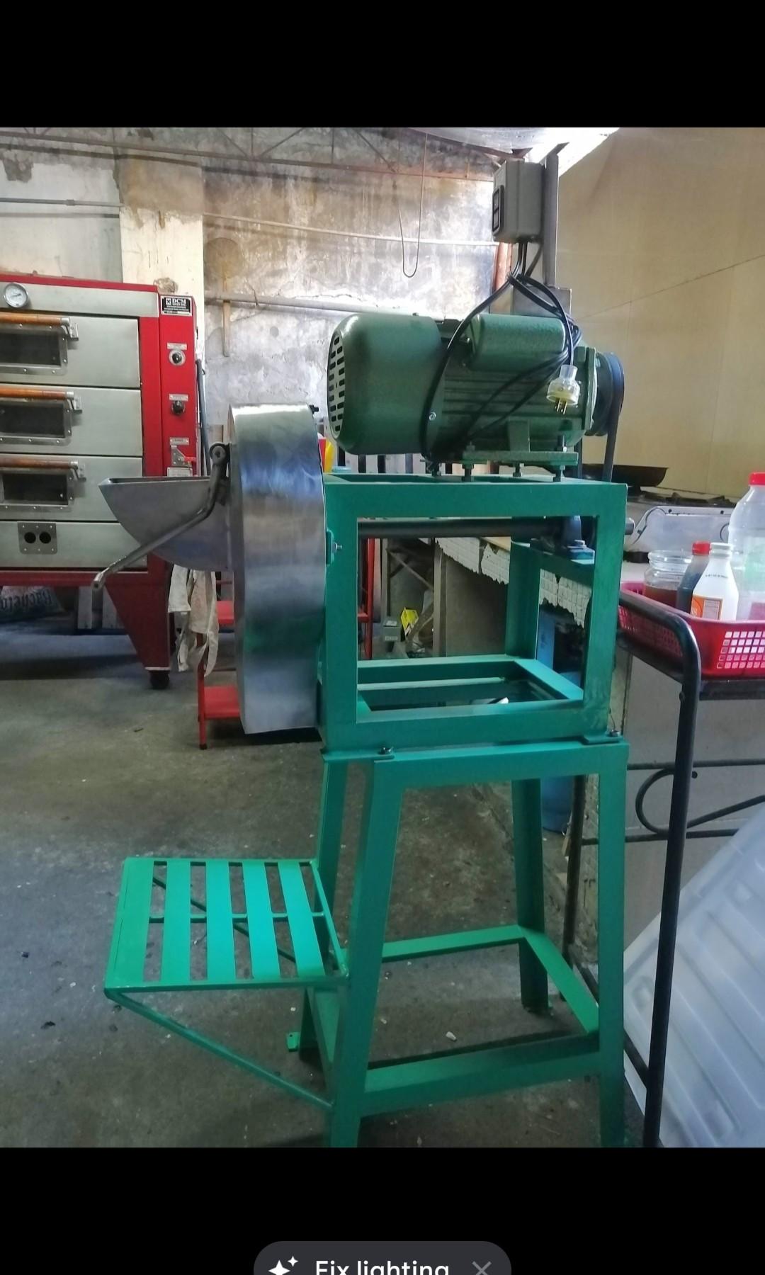 Heavy duty Cassava Grater/Grinder, TV & Home Appliances, Kitchen ...