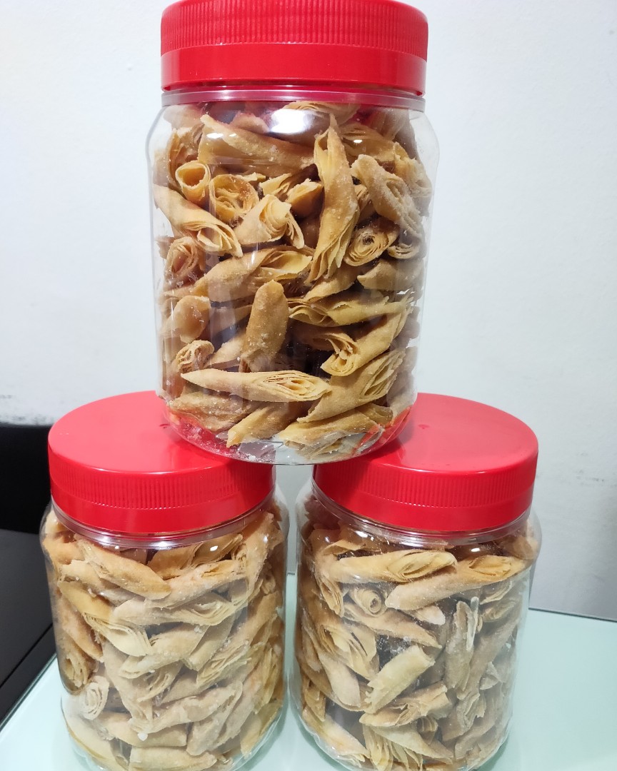 Homemade Crunchy Popiah Snack, Food & Drinks, Homemade Bakes on Carousell
