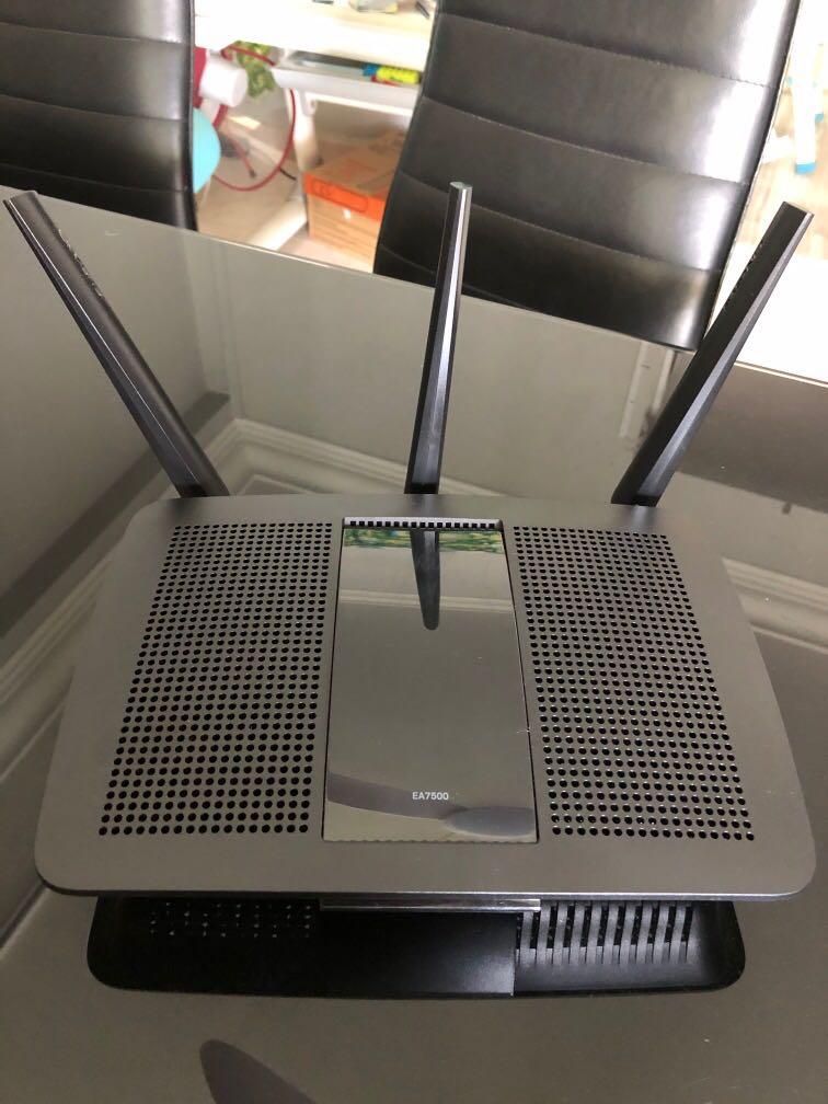 Linksys EA-7500 v2 Router, Computers & Tech, Parts & Accessories ...