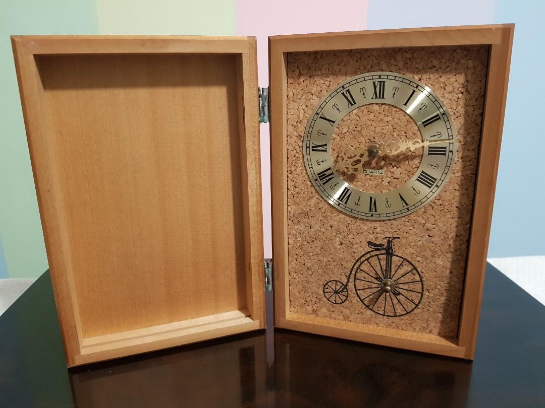 Vintage Jeco clock desktop, Hobbies & Toys, Memorabilia & Collectibles ...