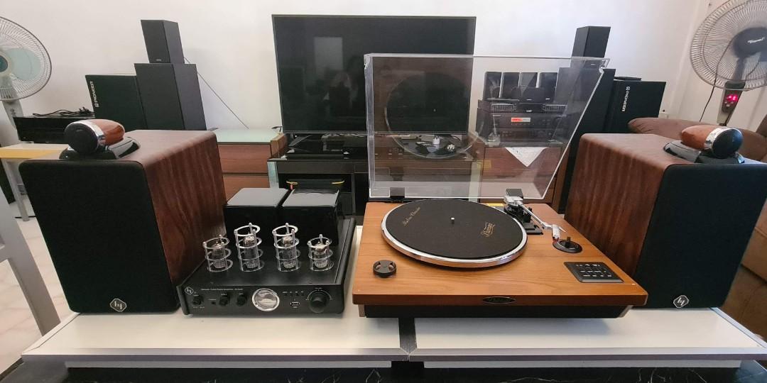 turntable, tube amp and bookshelf speakers, Audio, Other Audio ...