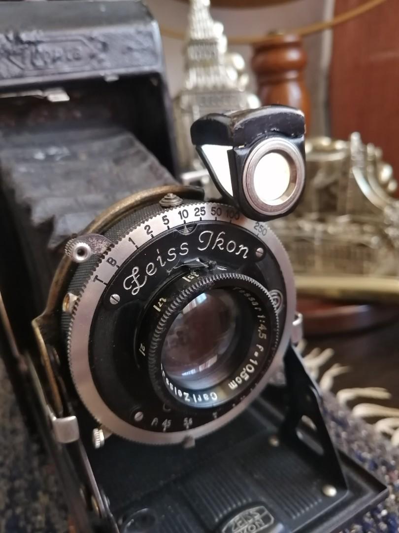 Zeiss Ikon Ikonta 520/2 Folding Camera, Photography, Cameras on Carousell