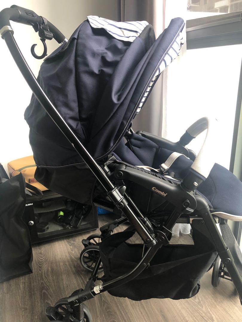 Combi Mechacal handy Auto 4 Cas lightweight stroller 5.4kg!, Babies ...