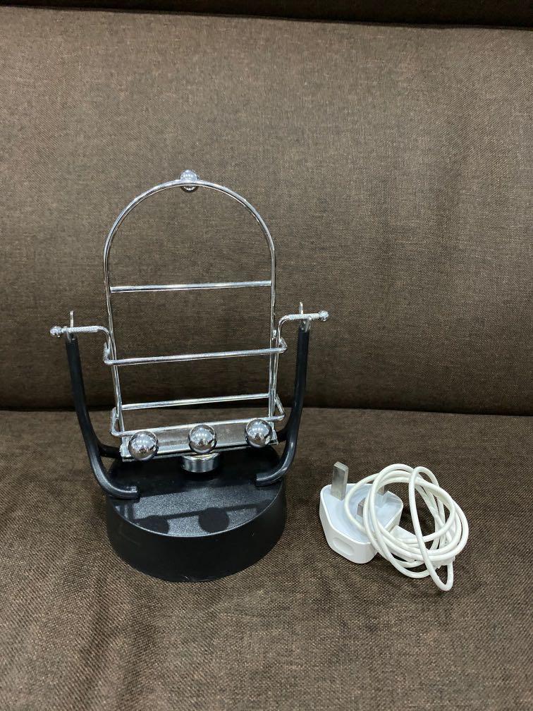 Handphone Shaker, Everything Else on Carousell