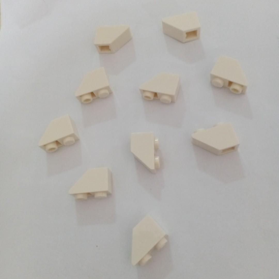 Lego slope inverted 45 2x1, Hobbies & Toys, Toys & Games on Carousell