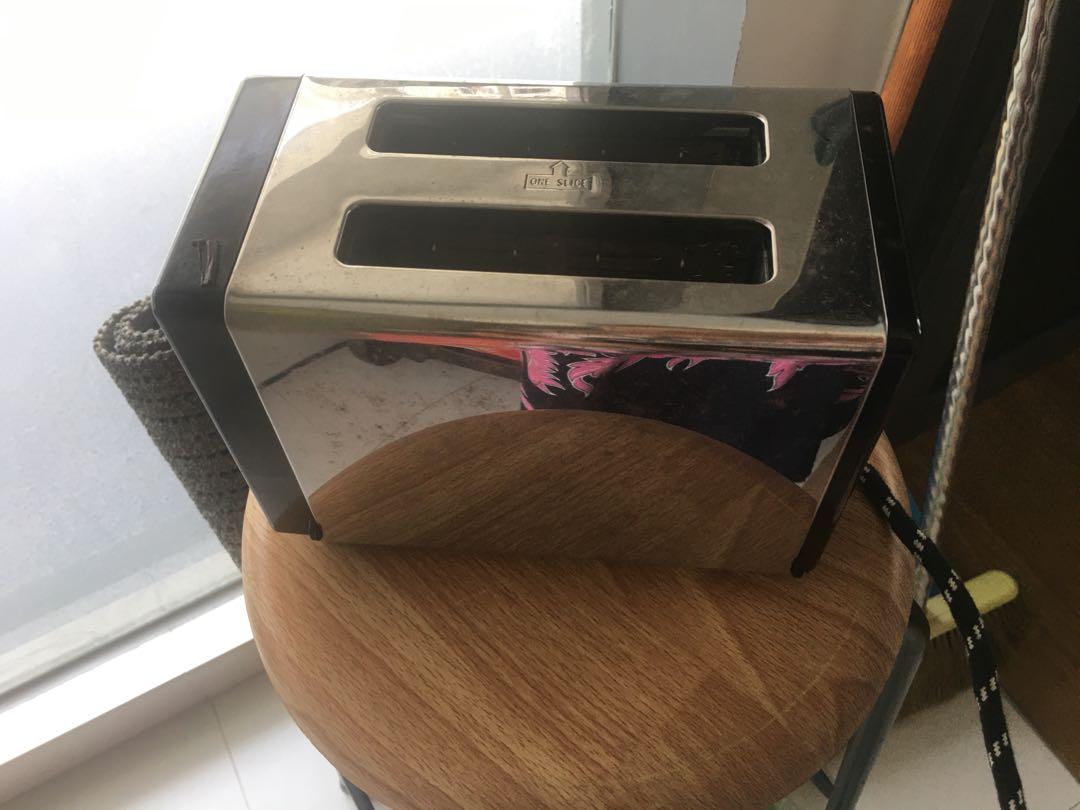 National Bread Toaster, Home Appliances, Kitchenware on Carousell