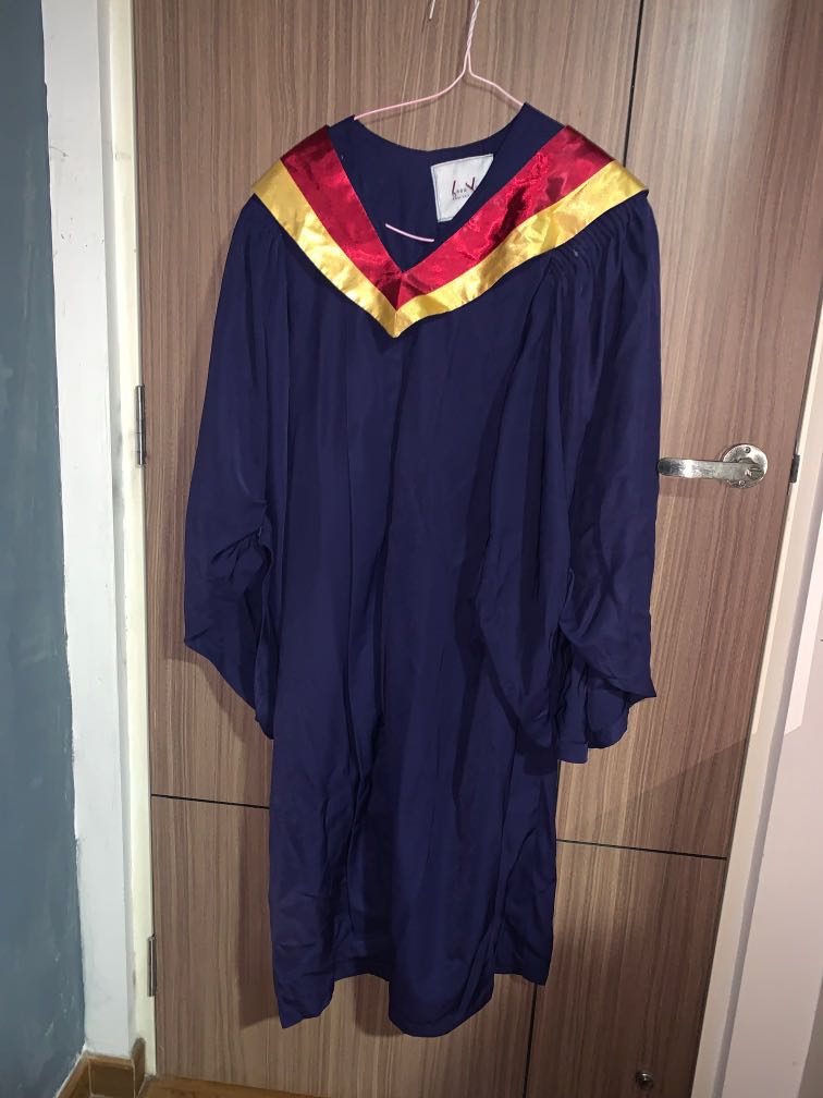 NYP Graduation Gown (M), Men's Fashion, Clothes, Others on Carousell