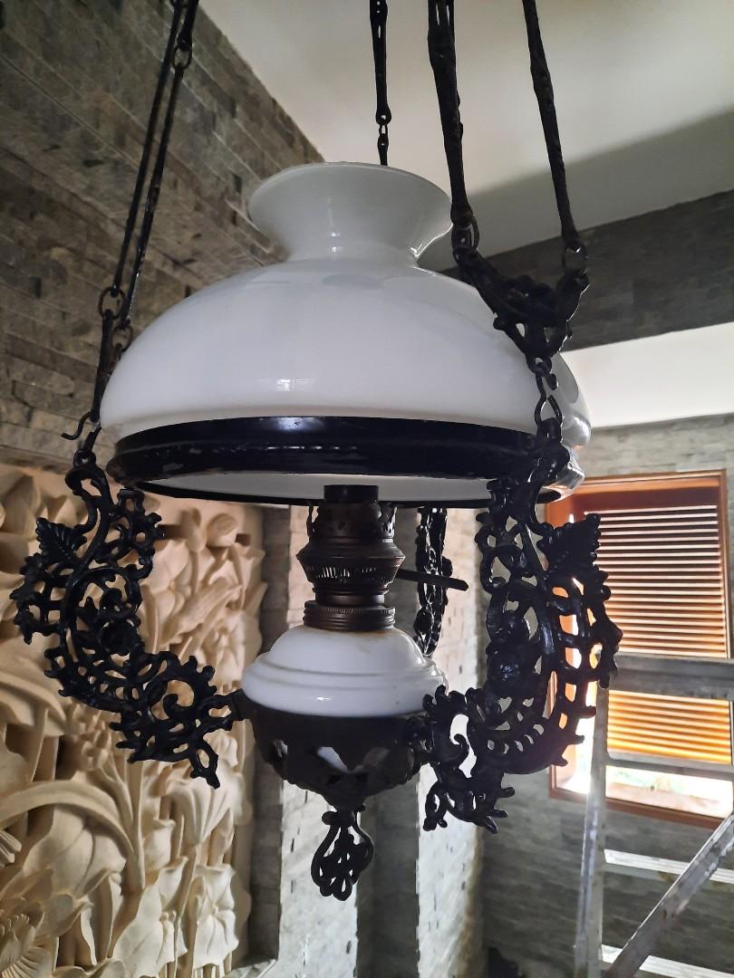 Peranakan lamp, Vintage & Collectibles, Vintage Collectibles on Carousell