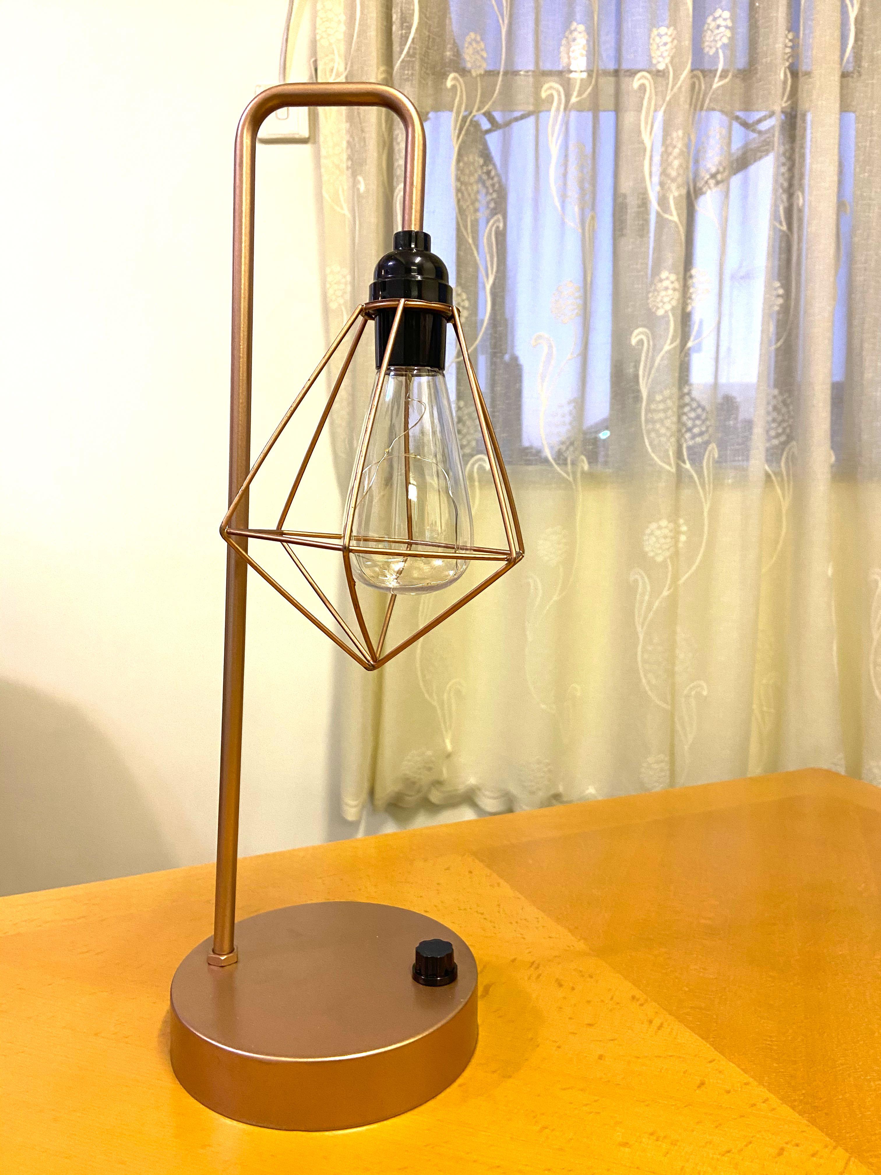 Primark Home Led Desk Light 枱燈, 傢俬＆家居, 燈飾及風扇, 燈飾 - Carousell