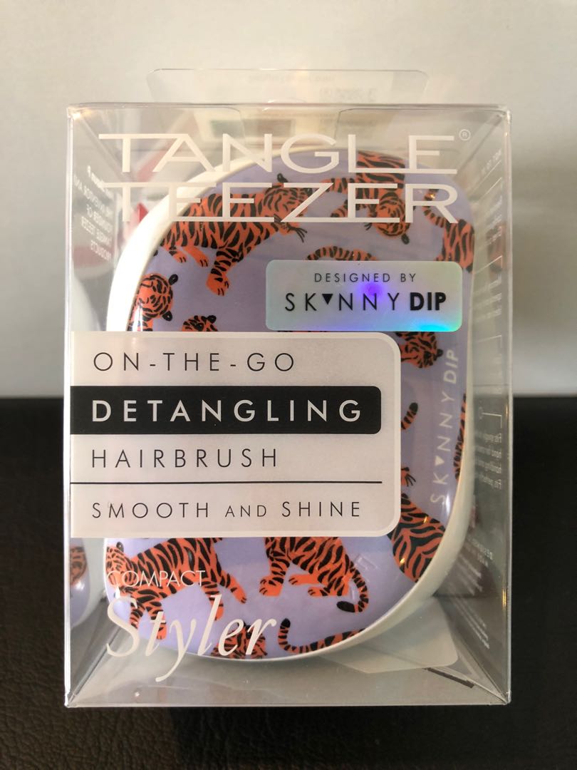 Tangle Teezer (Tigers design), Beauty & Personal Care, Hair on Carousell