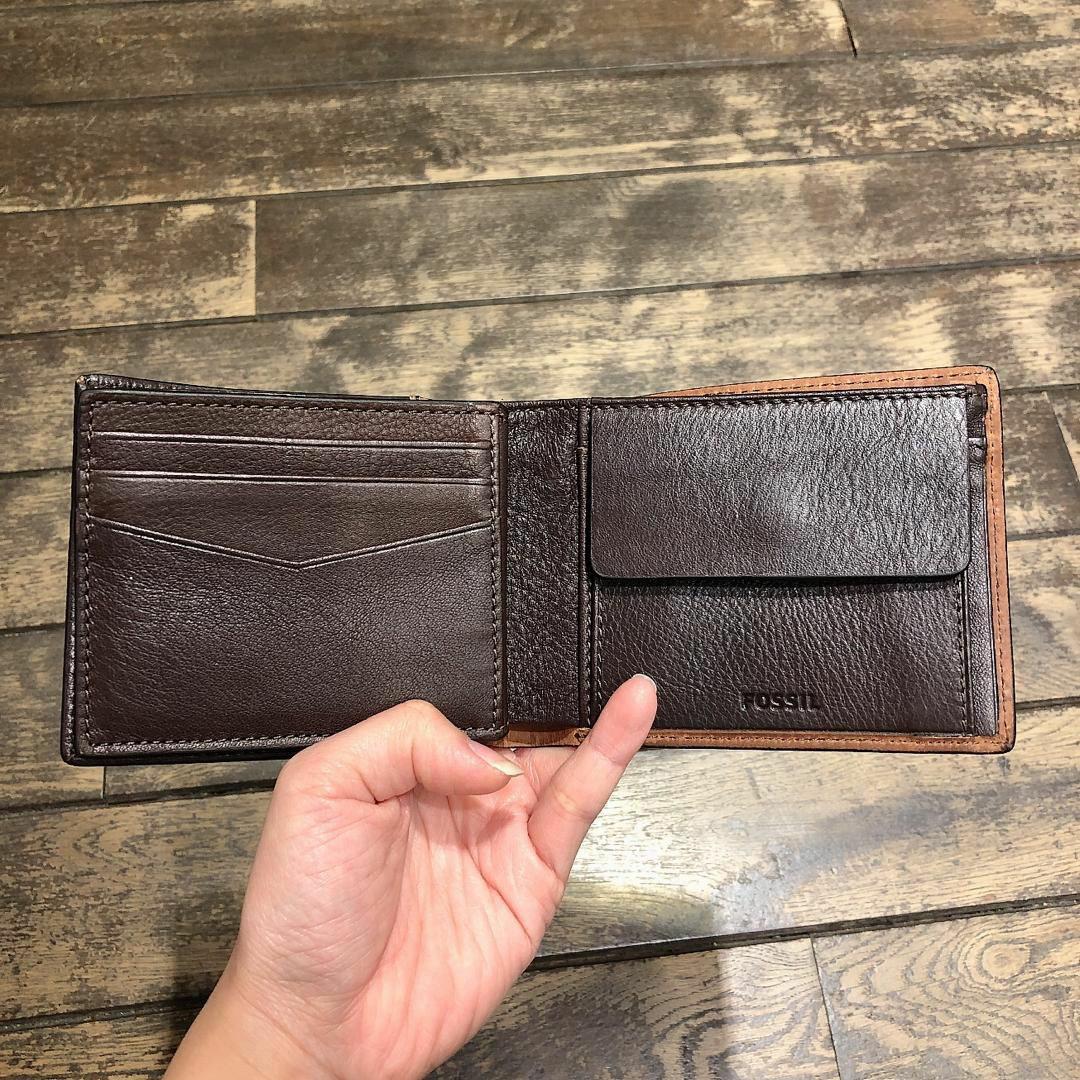 Authentic Fossil Men Wallet, Luxury, Bags & Wallets on Carousell