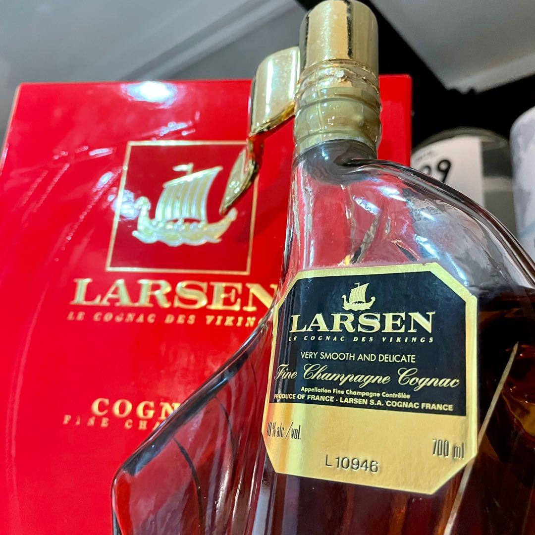 Larsen Cognac Viking ship XO CERAMIC decanter 700ml, Food & Drinks ...