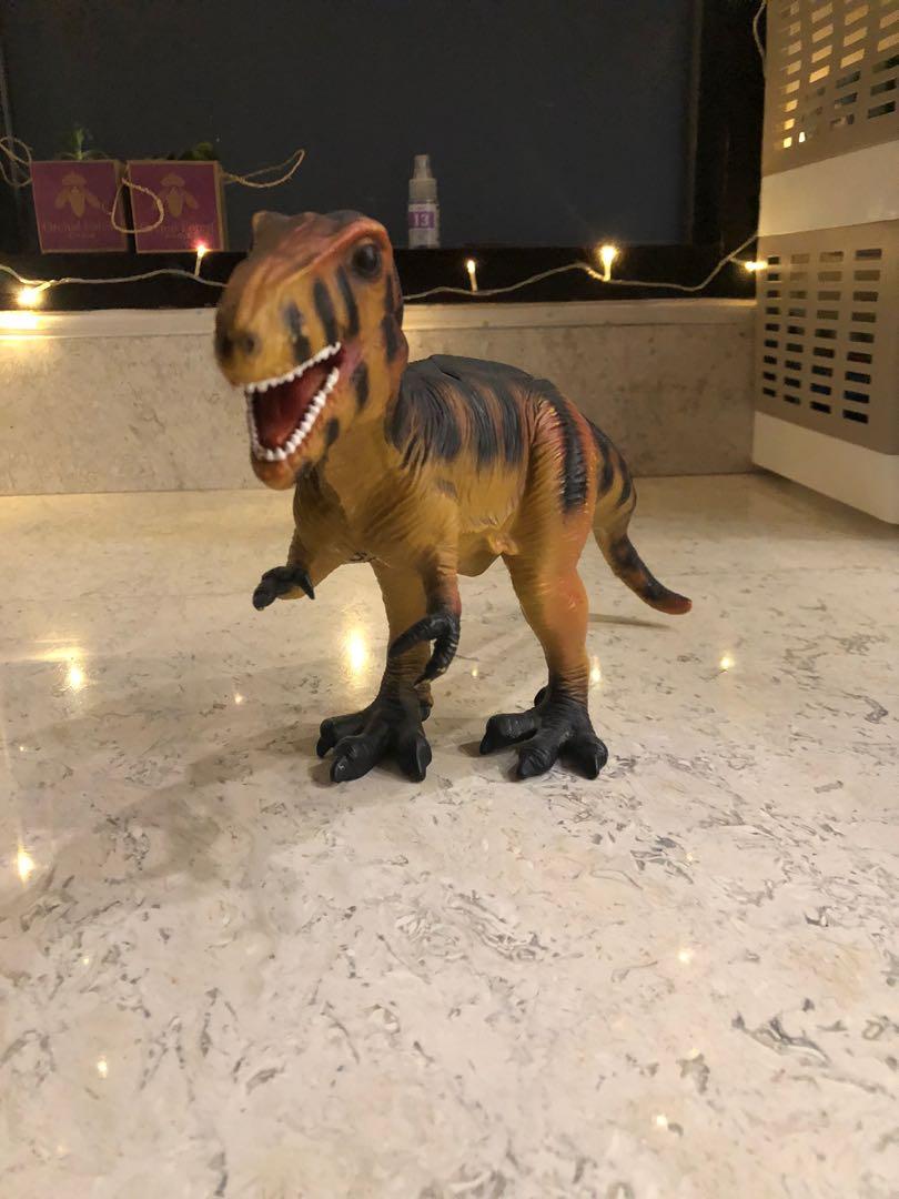 Mainan anak T-rex, Toys & Collectibles, Mainan di Carousell