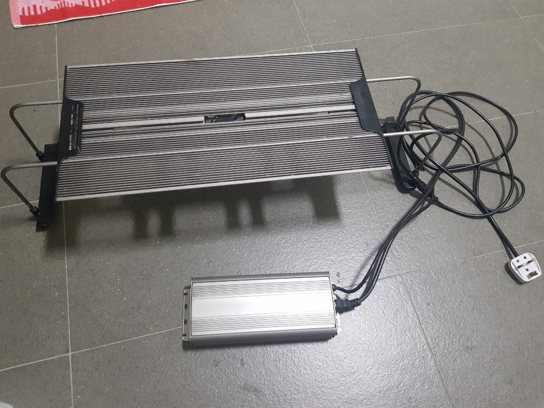 Maxspect R420R LED Lighting system, Pet Supplies, Homes & Other Pet ...