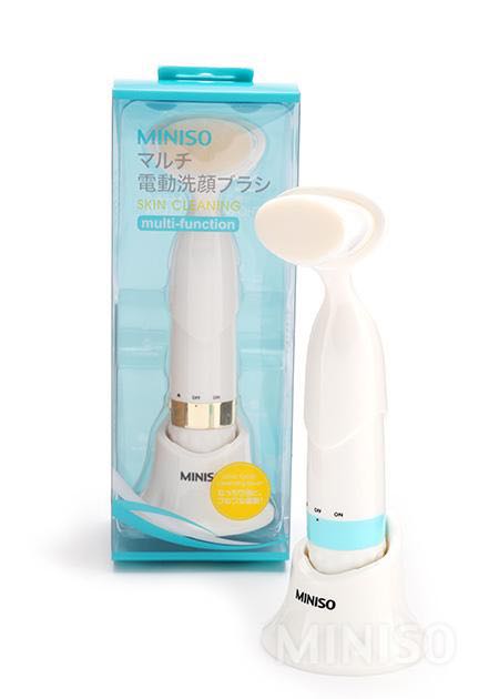 Miniso Electric Facial Massage Cleansing Tool, Health & Beauty, Face ...