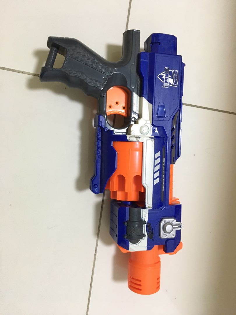 Nerf stockade, Hobbies & Toys, Toys & Games on Carousell
