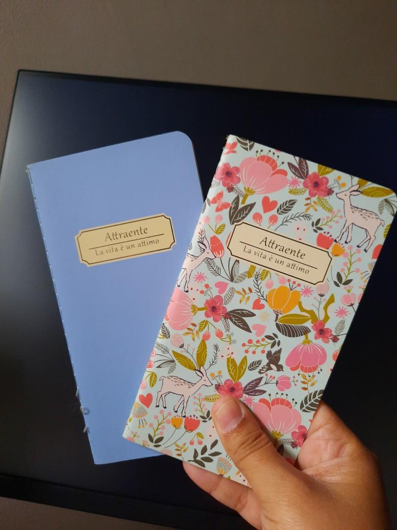 Daiso Notebook Polos dan Grid Kotak, Buku & Alat Tulis, Buku di Carousell