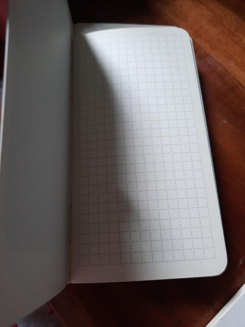 Daiso Notebook Polos dan Grid Kotak, Buku & Alat Tulis, Buku di Carousell