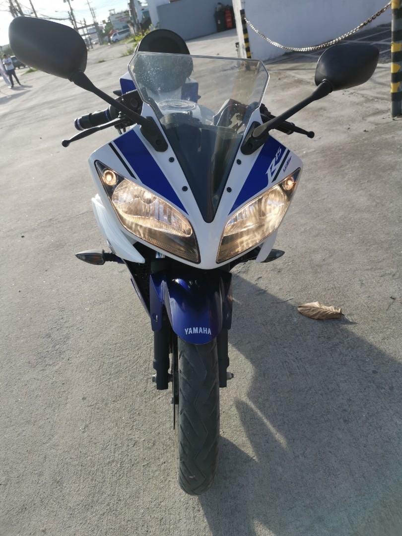 Yamaha R15 V2, Motorbikes, Motorbikes for Sale on Carousell