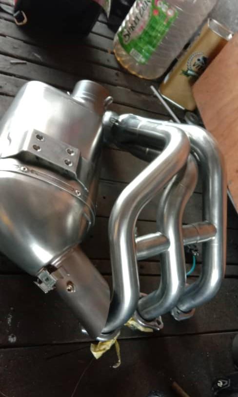 Akrapovic Titanium Mt09 Tracer 09 Motorbikes On Carousell