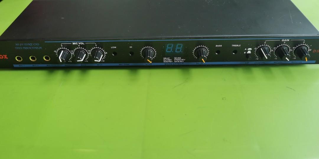 DBX DSP-100 Professional Digital Reverb, Audio, Other Audio Equipment ...