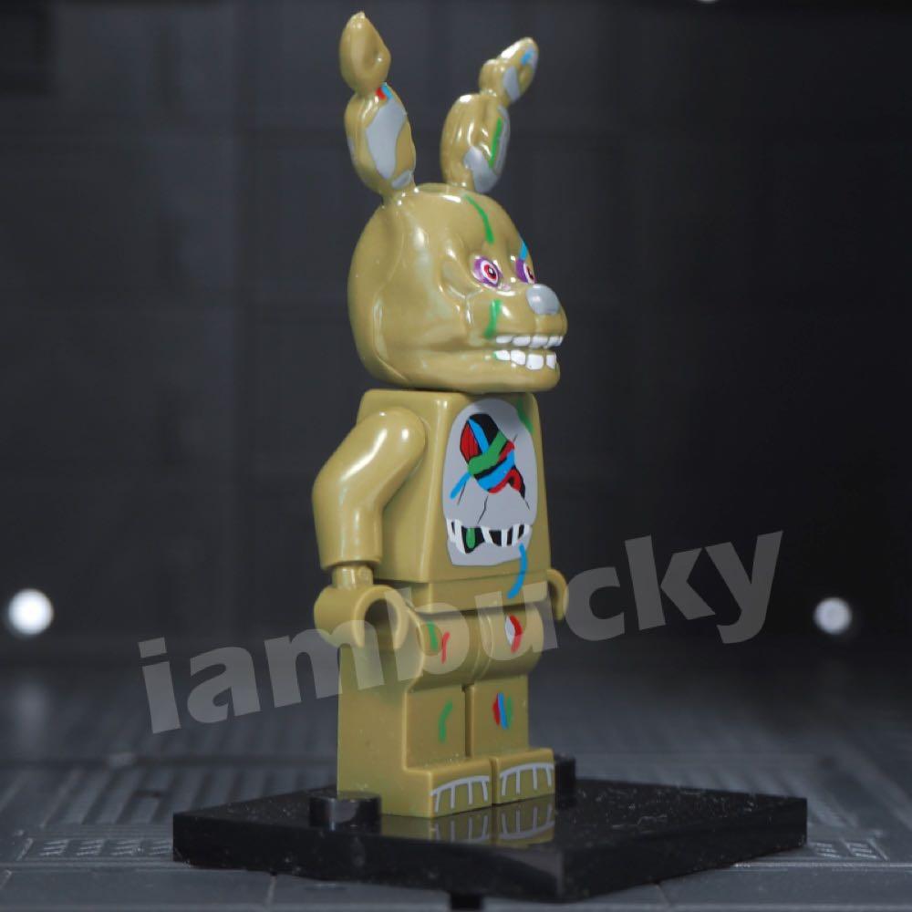 Five Nights at Freddy’s Springtrap minifigure, 興趣及遊戲, 收藏品及紀念品, 明星周邊 ...