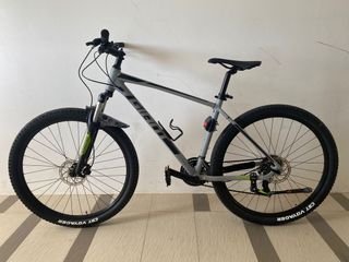 Giant Talon 4 2020, Sports Equipment, Bicycles & Parts, Bicycles on ...