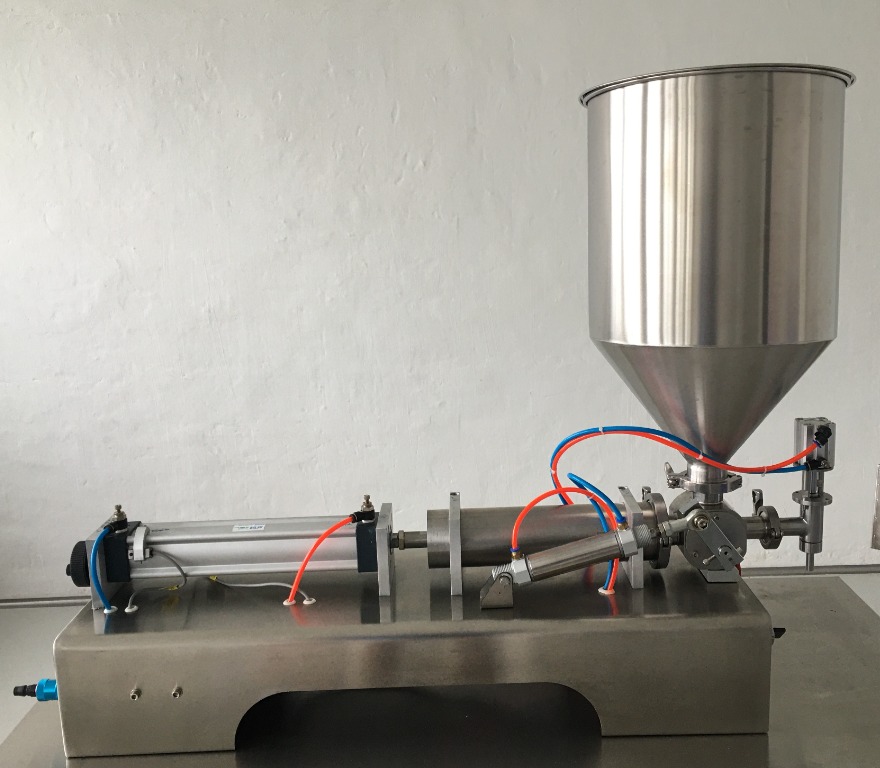 Sauce and Liquid bottle refiling machine came with 30L oilfree air ...