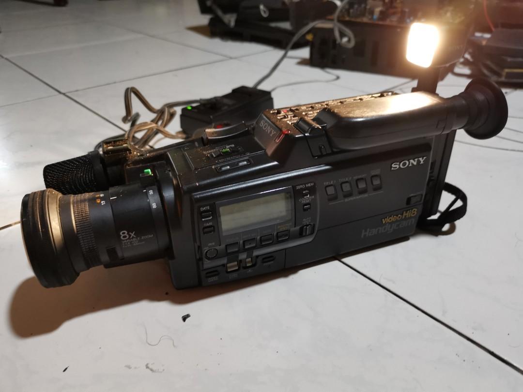 Sony video 8 handycam, Audio, Voice Recorders on Carousell