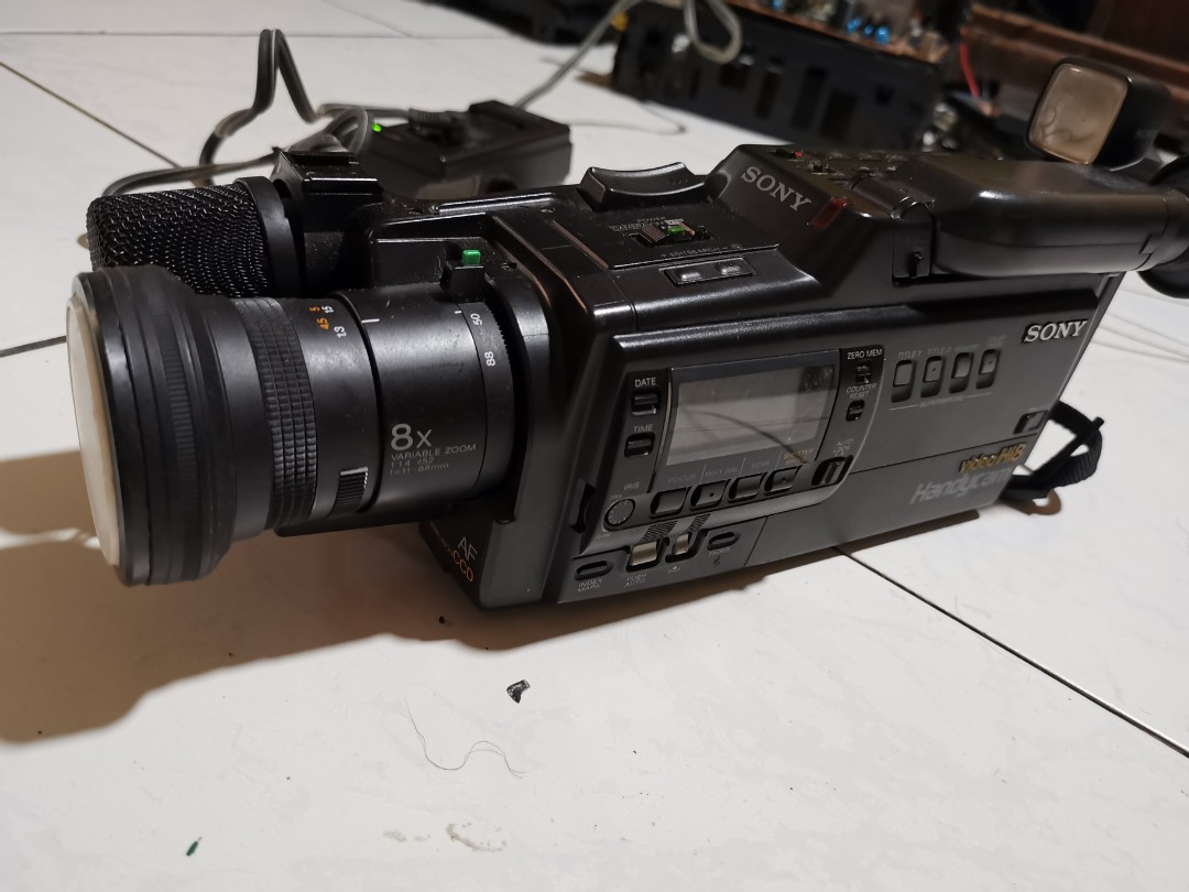 Sony video 8 handycam, Audio, Voice Recorders on Carousell