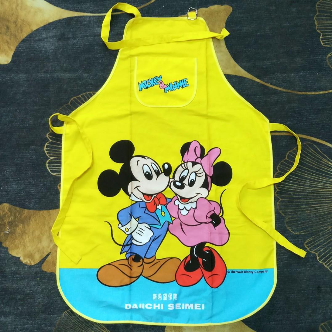 Walt Disney Mickey & Minnie Mouse Apron, Women's Fashion, Jewelry ...