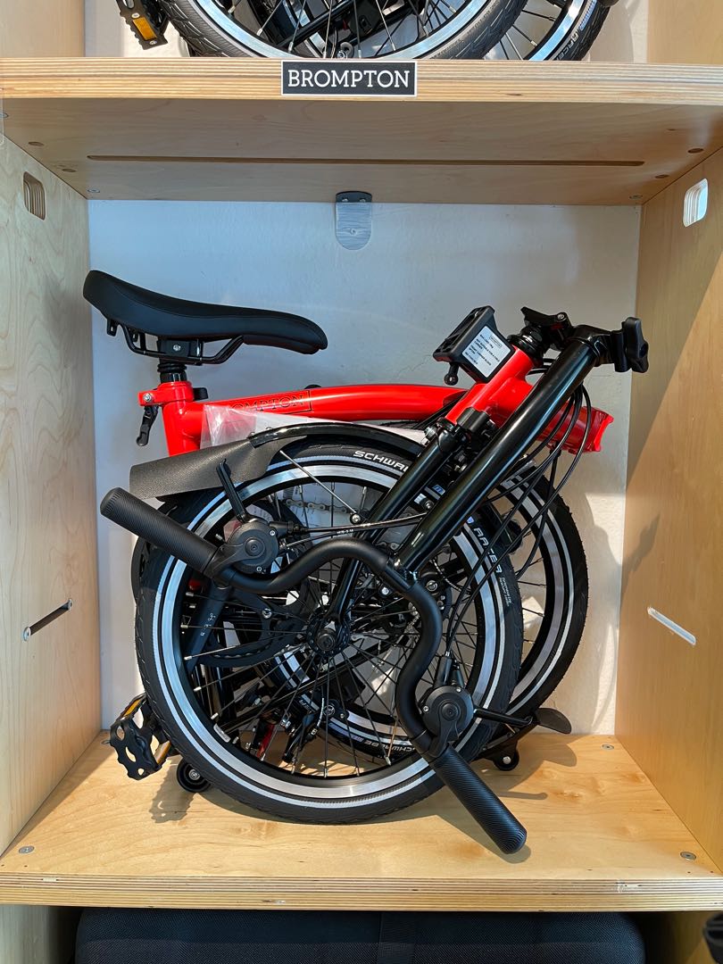 Brompton M6L rocket red black edition, Sports Equipment, Bicycles ...
