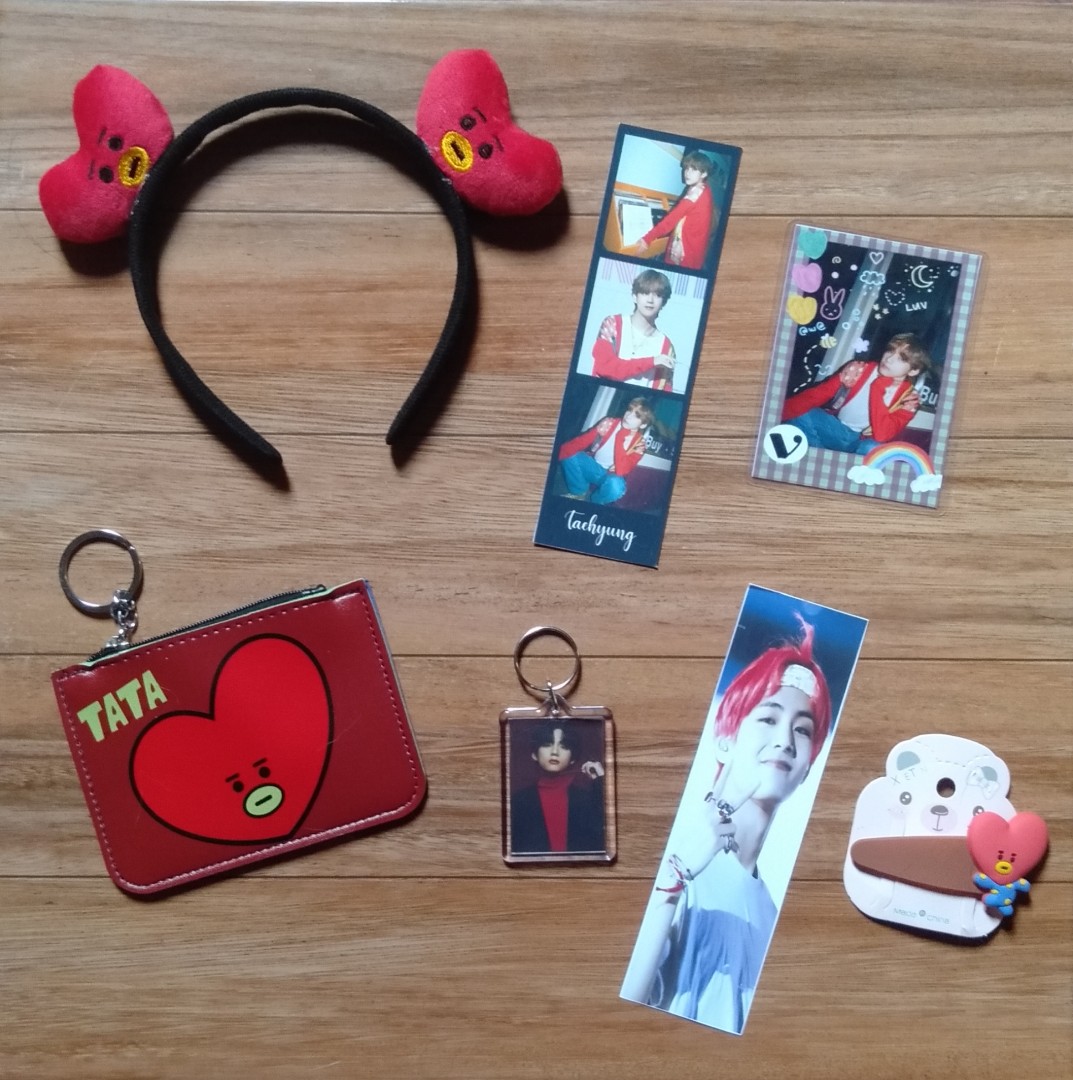 BT21/BTS V MERCH BUNDLE, Hobbies & Toys, Memorabilia & Collectibles, K ...