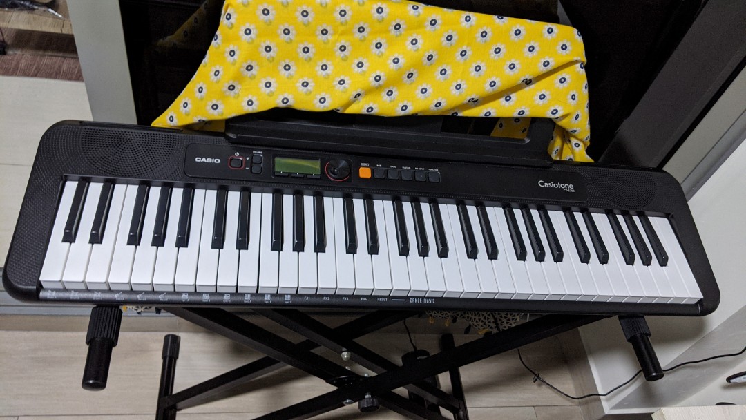 Casiotone 66 keys Keyboard, Hobbies & Toys, Music & Media, Musical ...