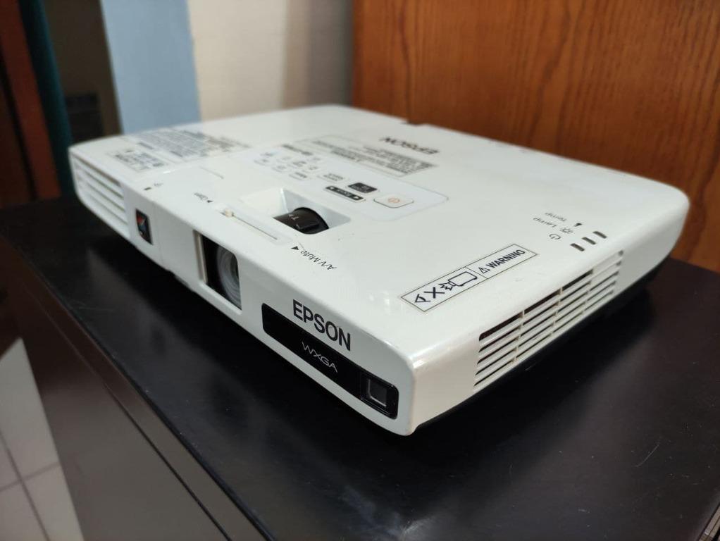 EPSON EB-1776W Ultra Mobile Projector, TV & Home Appliances, TV ...