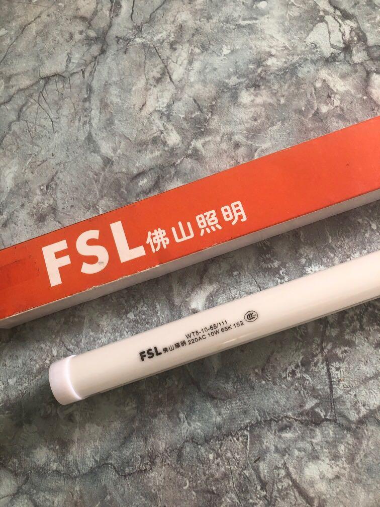 FSL LED T5 Tube Light, Furniture & Home Living, Lighting & Fans ...