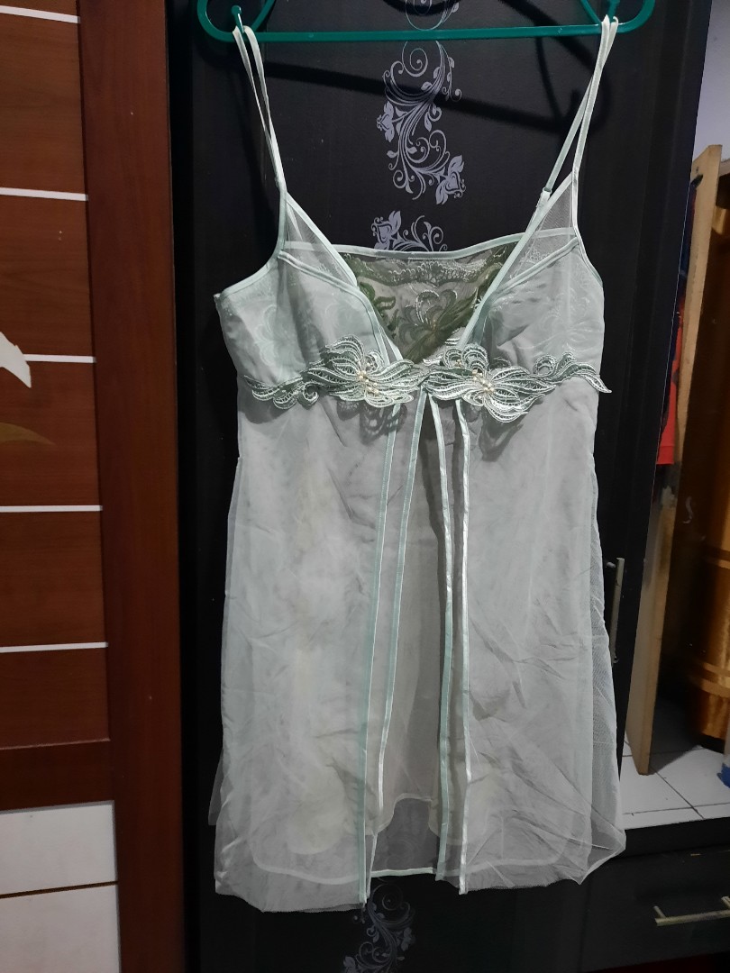 Lingerie tile jaring transparan, Fesyen Wanita, Pakaian Wanita, Gaun ...