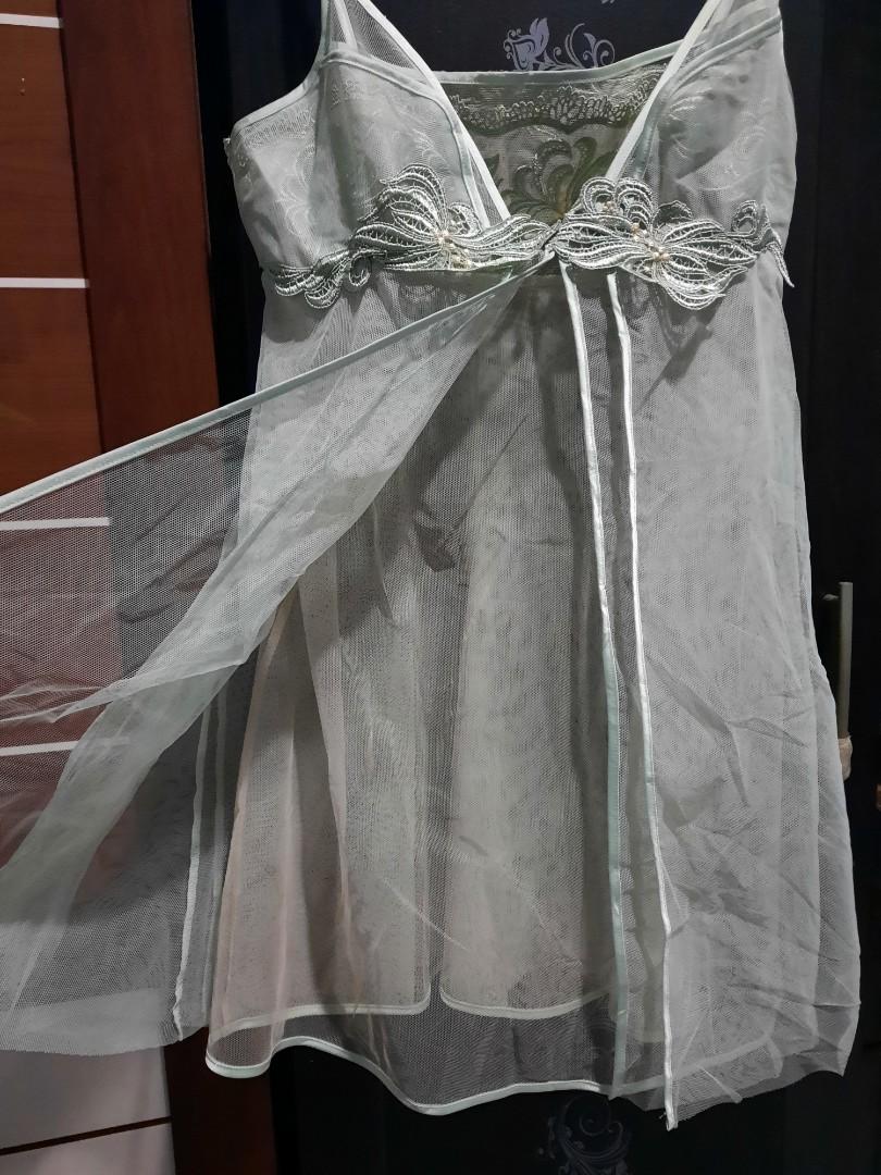 Lingerie tile jaring transparan, Fesyen Wanita, Pakaian Wanita, Gaun ...