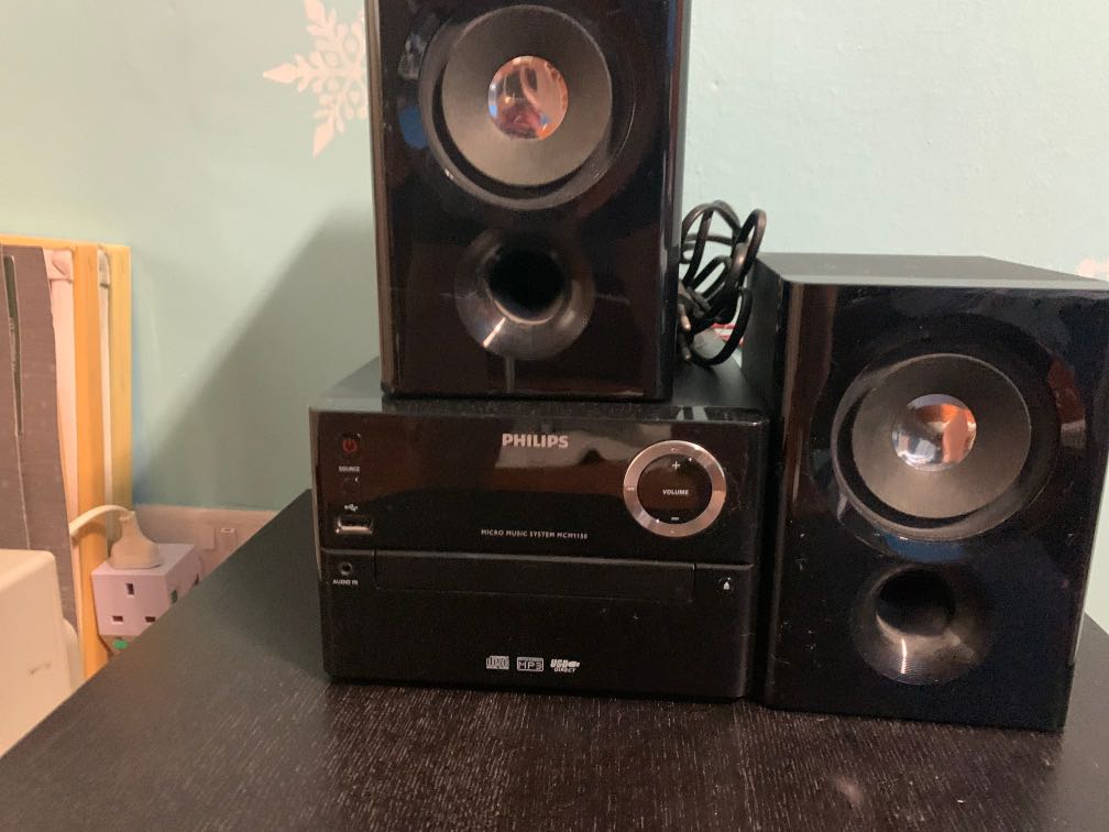 phillips mini compo, Electronics, Audio on Carousell