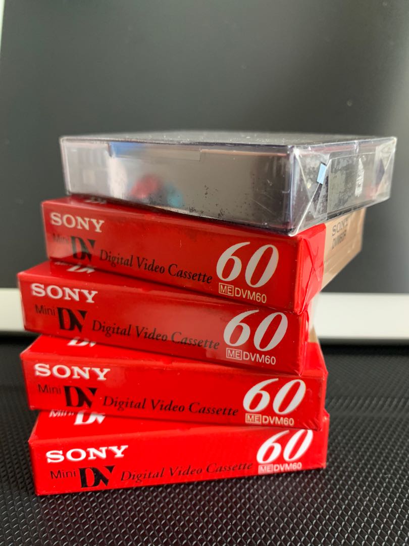 Sony Mini DV Digital Video Cassette DVM60, 攝影器材, 攝錄機 - Carousell