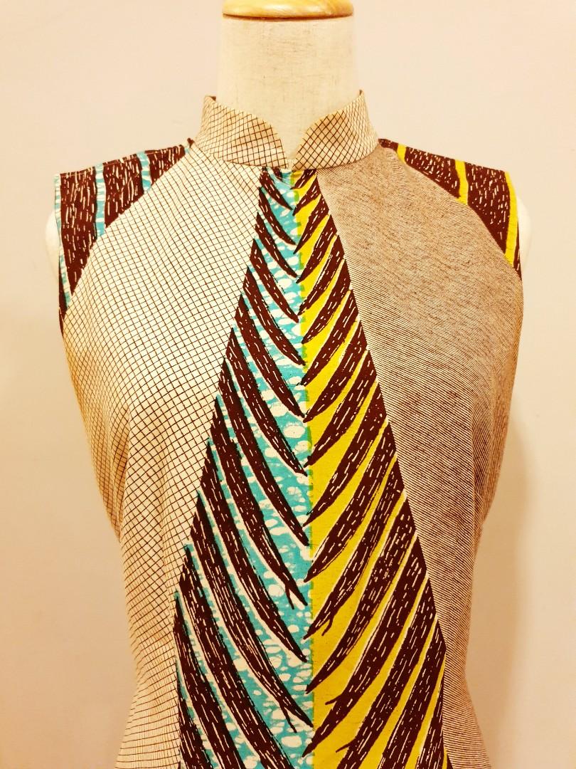 Tong Tong 3-fabric Panel Cheongsam, Women's Fashion, Tops, Sleeveless ...