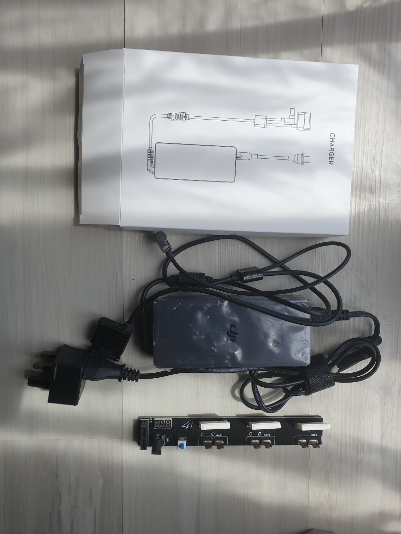 DJI Phantom 3 Charger, Photography, Drones on Carousell